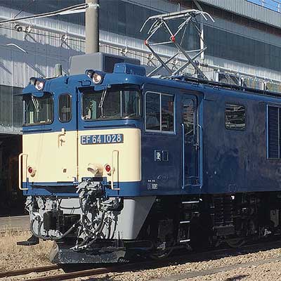 JR貨物 EF64 1028号機が国鉄色に｜鉄道ニュース｜2017年11月16日掲載｜鉄道ファン・railf.jp