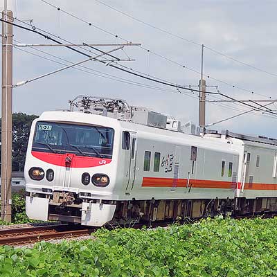 E491系「East i-E」とマヤ50 5001が新潟県内を走行｜鉄道ニュース｜2020年8月31日掲載｜鉄道ファン・railf.jp