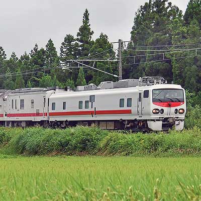 E491系「East i-E」とマヤ50 5001が，えちごトキめき鉄道線を検測｜鉄道ニュース｜2020年9月1日掲載｜鉄道ファン・railf.jp