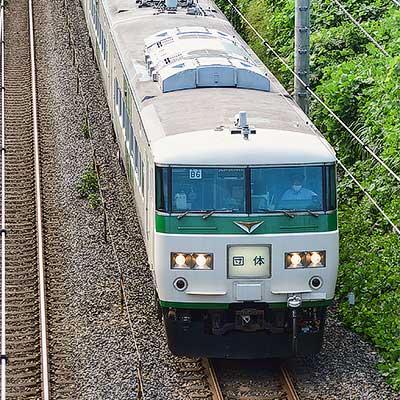 185系B6編成による団臨運転｜鉄道ニュース｜2022年9月26日掲載｜鉄道ファン・railf.jp