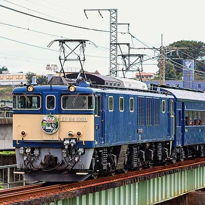 快速“ELぐんま よこかわ”・“SLぐんま よこかわ”に青色のスハフ42 2234連結｜鉄道ニュース｜2022年10月9日掲載｜鉄道ファン・railf.jp
