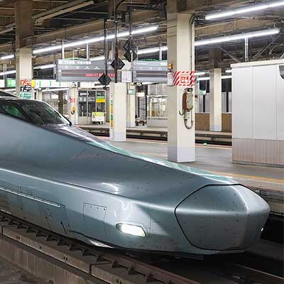 E956形「ALFA-X」が大宮まで入線｜鉄道ニュース｜2022年10月15日掲載｜鉄道ファン・railf.jp