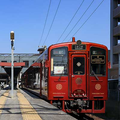 平成筑豊鉄道で「ことこと列車」による団臨運転｜鉄道ニュース｜2022年10月17日掲載｜鉄道ファン・railf.jp