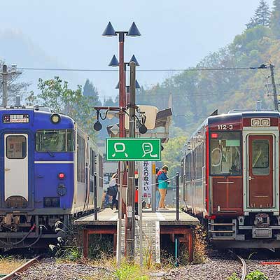 “只見Shu＊Kura”・“只見線満喫号”運転｜鉄道ニュース｜2022年10月24日掲載｜鉄道ファン・railf.jp