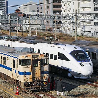 885系による臨時特急“かいおう”運転｜鉄道ニュース｜2022年12月4日掲載｜鉄道ファン・railf.jp