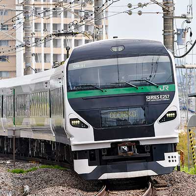 E257系5000番台による特急“踊り子”運転 ｜鉄道ニュース｜2023年5月1日掲載｜鉄道ファン・railf.jp