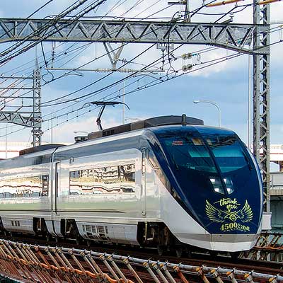 京成AE形AE7編成に4500万人達成記念ヘッドマーク｜鉄道ニュース｜2023年10月22日掲載｜鉄道ファン・railf.jp