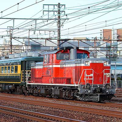 「サロンカーなにわ」による団体臨時列車運転｜鉄道ニュース｜2023年11月26日掲載｜鉄道ファン・railf.jp