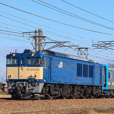 E131系1000番代T6編成が配給輸送される｜鉄道ニュース｜2023年12月15日掲載｜鉄道ファン・railf.jp