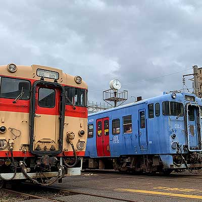 小倉総合車両センターでキハ66・67形と415系の車両見学会｜鉄道ニュース｜2023年12月17日掲載｜鉄道ファン・railf.jp