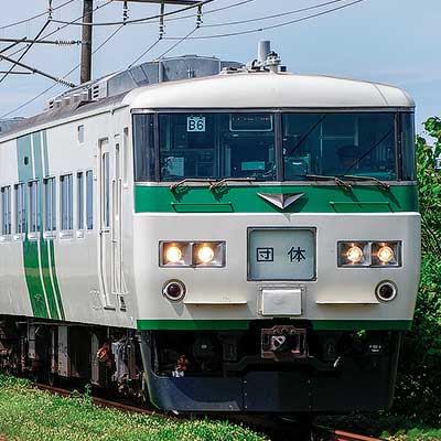 185系B6編成が団臨で新潟へ｜鉄道ニュース｜2024年5月13日掲載｜鉄道ファン・railf.jp