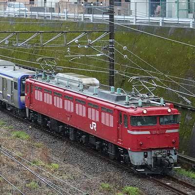 E235系1000番代J-34編成が配給輸送される｜鉄道ニュース｜2024年5月14日掲載｜鉄道ファン・railf.jp