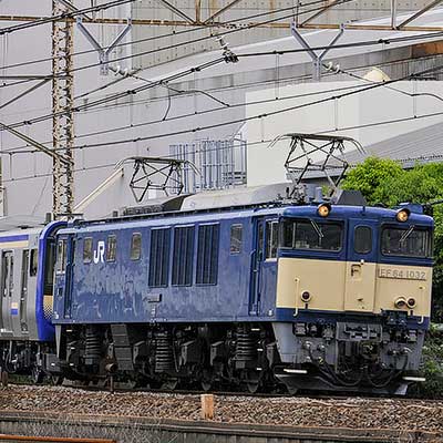 E235系1000番代F-37編成が配給輸送される｜鉄道ニュース｜2024年5月21日掲載｜鉄道ファン・railf.jp