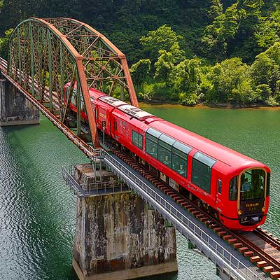 「雪月花」が只見線に入線｜鉄道ニュース｜2024年6月9日掲載｜鉄道ファン・railf.jp