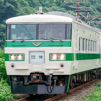 185系C1編成が鹿島神宮へ｜鉄道ニュース｜2024年7月7日掲載｜鉄道ファン・railf.jp