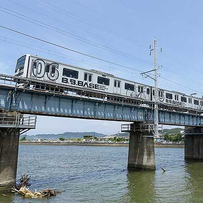 「Aloha Tableビアバルトレイン」運転｜鉄道ニュース｜2024年7月30日掲載｜鉄道ファン・railf.jp
