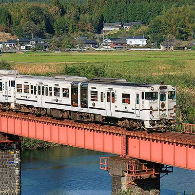 肥薩線で「ふたつ星4047」が運転される｜鉄道ニュース｜2024年11月23日掲載｜鉄道ファン・railf.jp