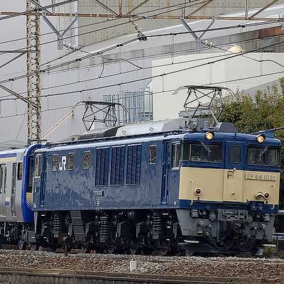 E235系1000番代F-47編成が配給輸送される｜鉄道ニュース｜2025年1月28日掲載｜鉄道ファン・railf.jp