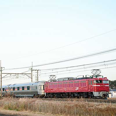 「カシオペア紀行」をEF81 139がけん引｜鉄道ニュース｜2025年2月16日掲載｜鉄道ファン・railf.jp