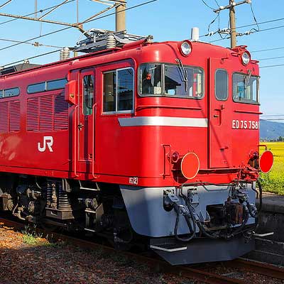 EF81 81＋ED75 758が秋田へ｜鉄道ニュース｜2025年9月4日掲載｜鉄道ファン・railf.jp