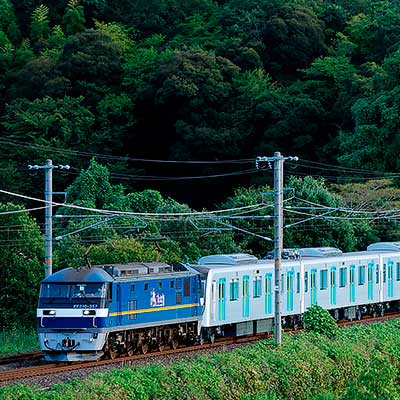 西武40000系48155編成が甲種輸送される｜鉄道ニュース｜2025年9月8日掲載｜鉄道ファン・railf.jp