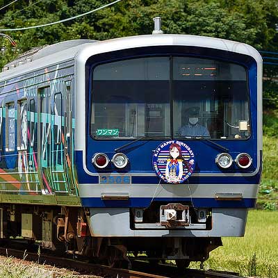 「HAPPY PARTY TRAIN」に「桜内梨子」誕生日ヘッドマーク｜鉄道ニュース｜2025年9月13日掲載｜鉄道ファン・railf.jp